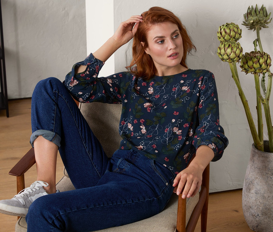 Női blúz, mintás vásárlás a Tchibónál | 160162